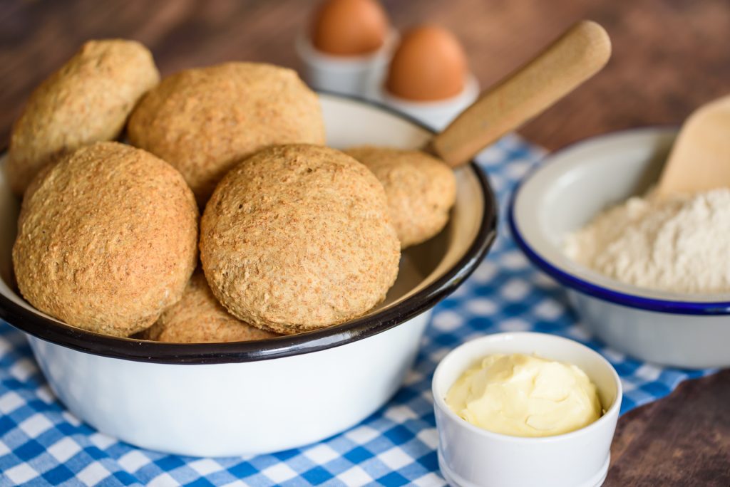 Frische Semmel mit Amaranth – Teigwunder